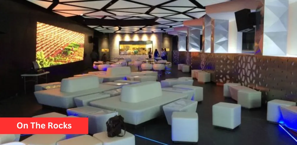 Oman Nightlife: Best Bars, Clubs & Cafes For Best Nightlife!